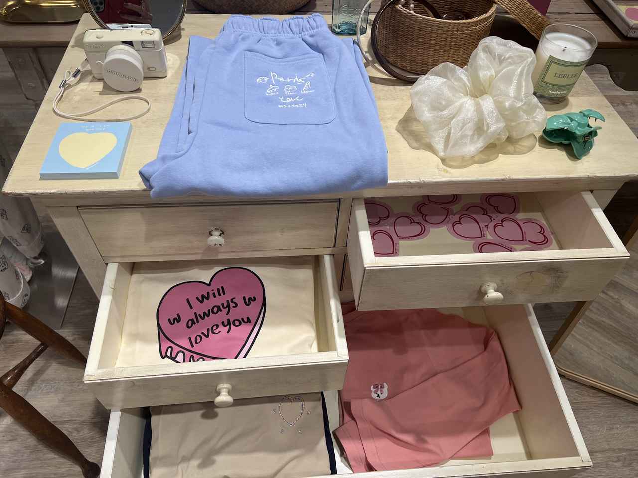 韓国で人気ブランド“MAZZZZY”日本限定のアパレルラインが新登場！ - カワコレメディア