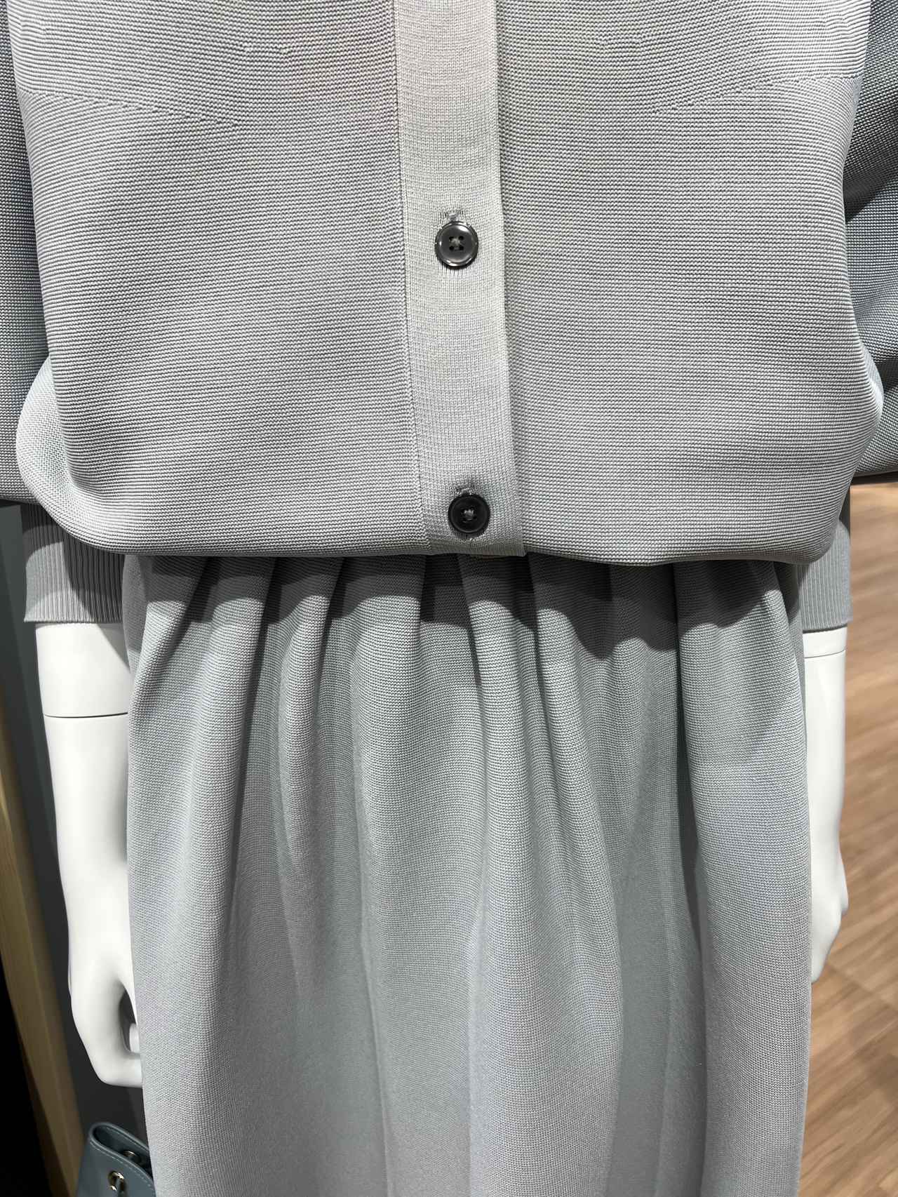 きちんとしていたい時の毎日服【PLST】2024SPRING「QUIET IMPACT（日常の中の非日常な驚き）」 - カワコレメディア