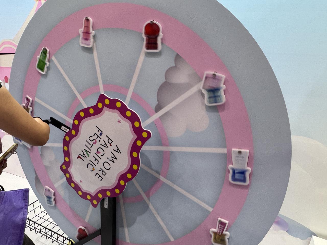 Qoo10史上最大規模のビューティーフェス♡「MEGA COSME LAND 2025」有明GYM-EXにて開催 - カワコレメディア