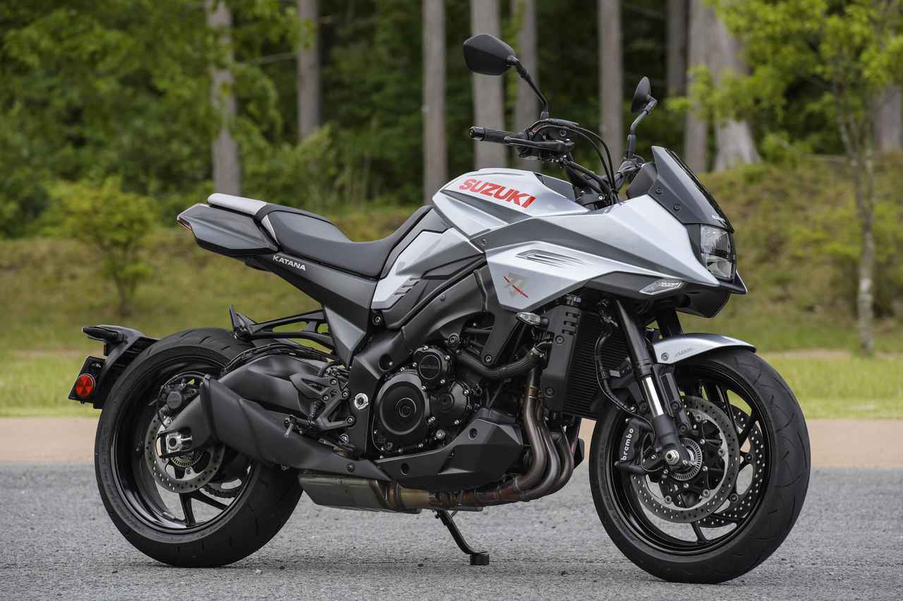 【前編】令和の『KATANA』と伝説の“スズキのカタナ”は同じラインを走っているか？ - スズキのバイク！- 新車情報や最新ニュースをお届けします