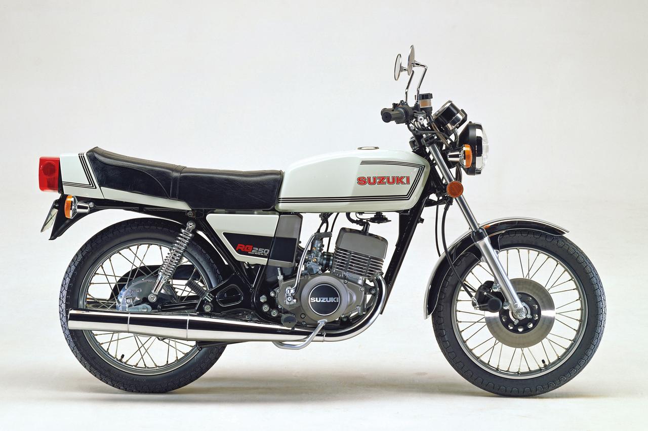 【心に残る日本のバイク遺産】大ヒットモデルRG250Γに流れを繋いだ「SUZUKI RG250/E」-1978年- 2サイクル250cc史 編 - webオートバイ