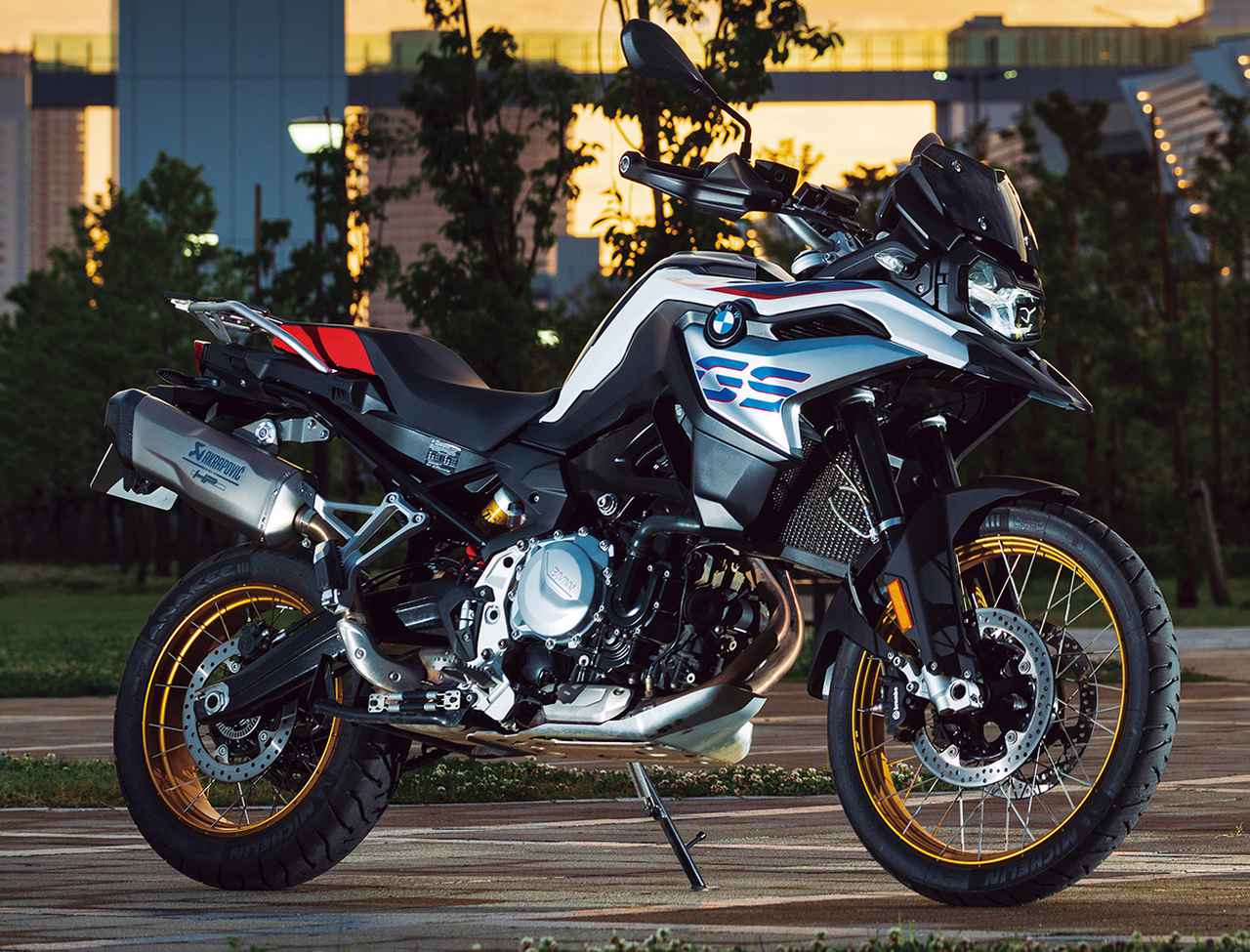 【インプレ】BMW「F850GS」“GSらしさ”を一層増した魅惑の充実進化！（2019年） - webオートバイ
