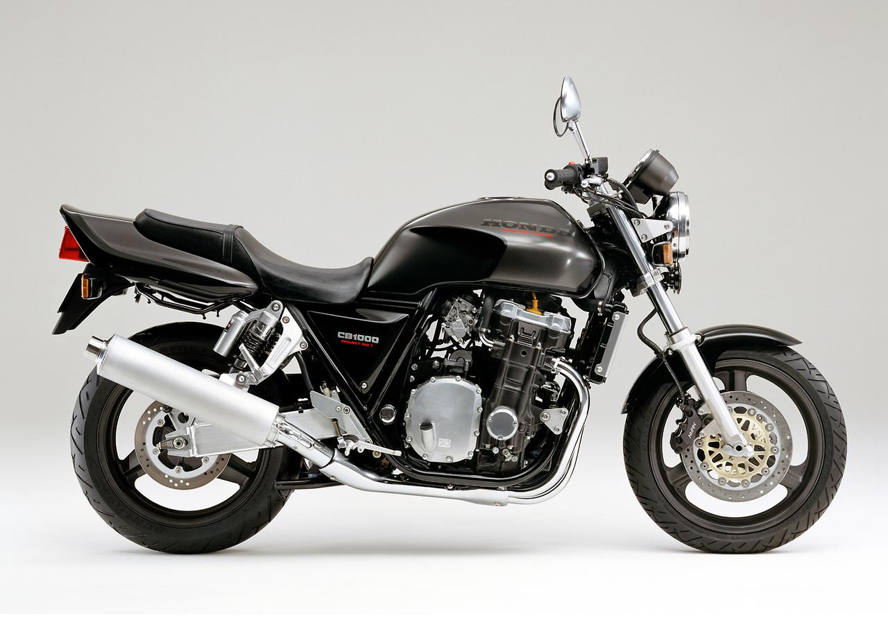 スペンサーカラーのスペシャルCB「FS35」にSPベースの特別仕様モデルが登場！ - webオートバイ