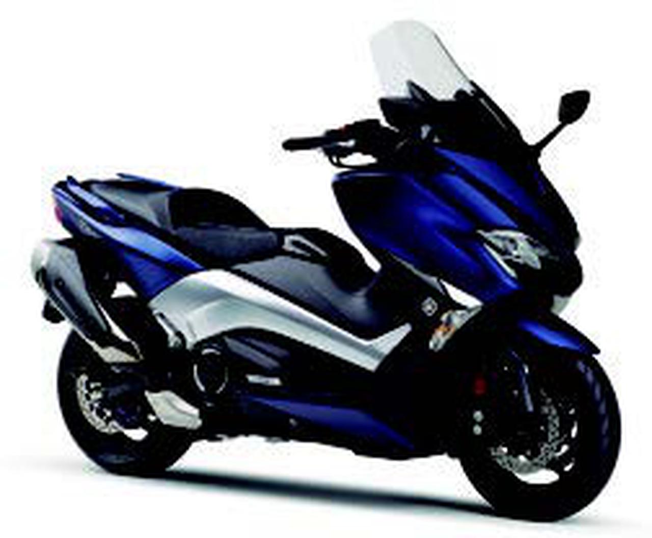 ヤマハ TMAX530 DX/SX 2017年 4月 - 日本バイク100年史アルバムの続きを見る - webオートバイ