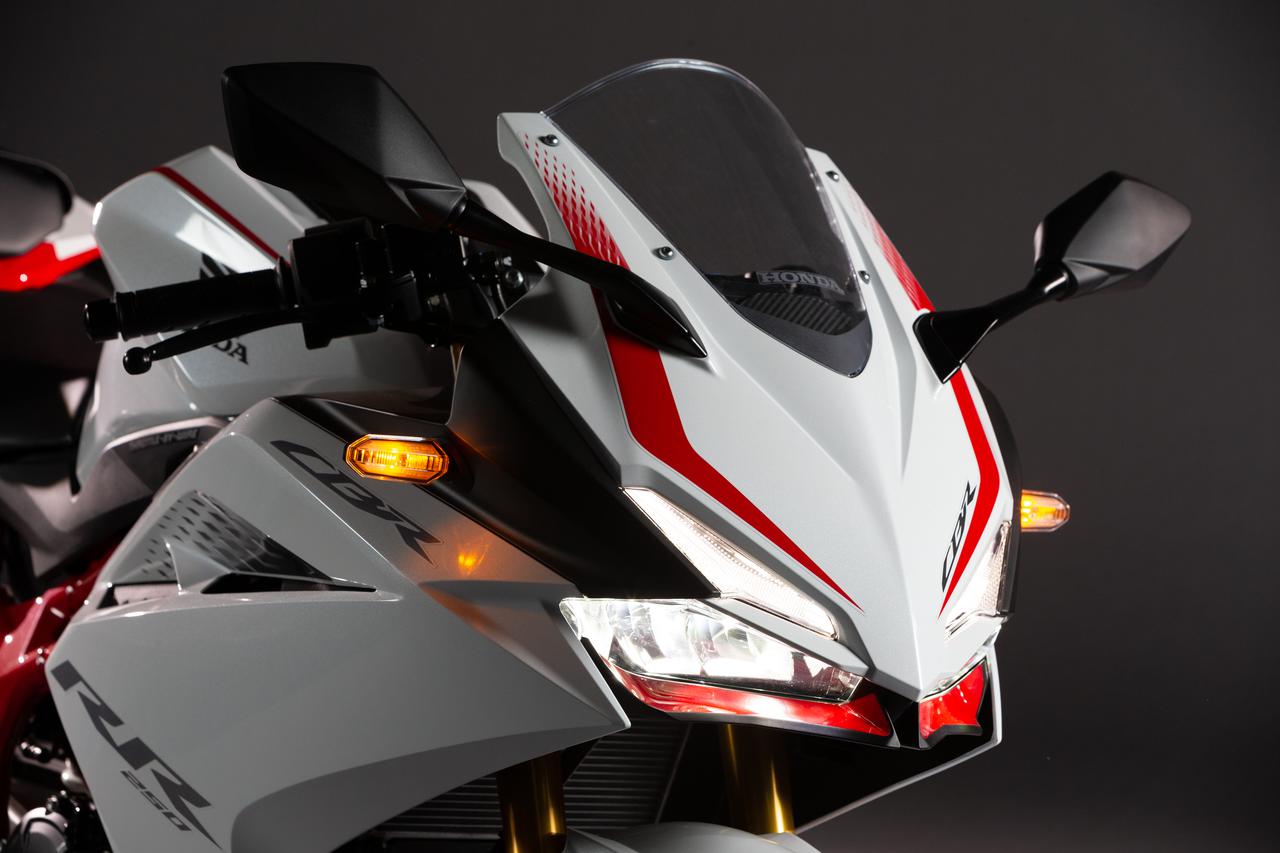 ホンダ新型「CBR250RR」最新情報！ カラーチェンジとともに、250cc・2気筒スーパースポーツはさらなる進化を遂げている？ - webオートバイ