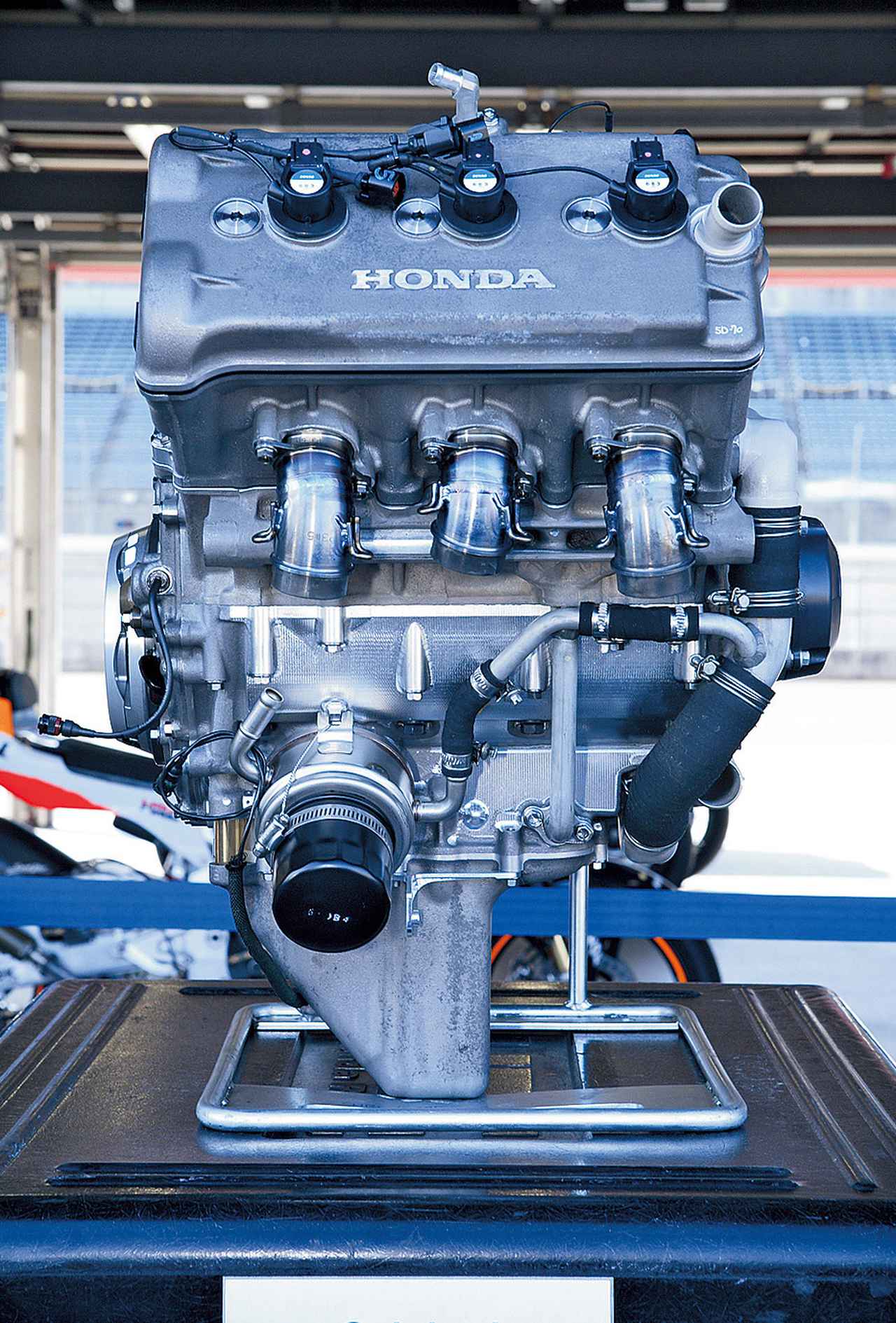 【MotoGP創成期】HONDA RC211V（2006）徹底解剖 「2種類の211Vで8勝を挙げたホンダの2006年」＜後編＞ - webオートバイ