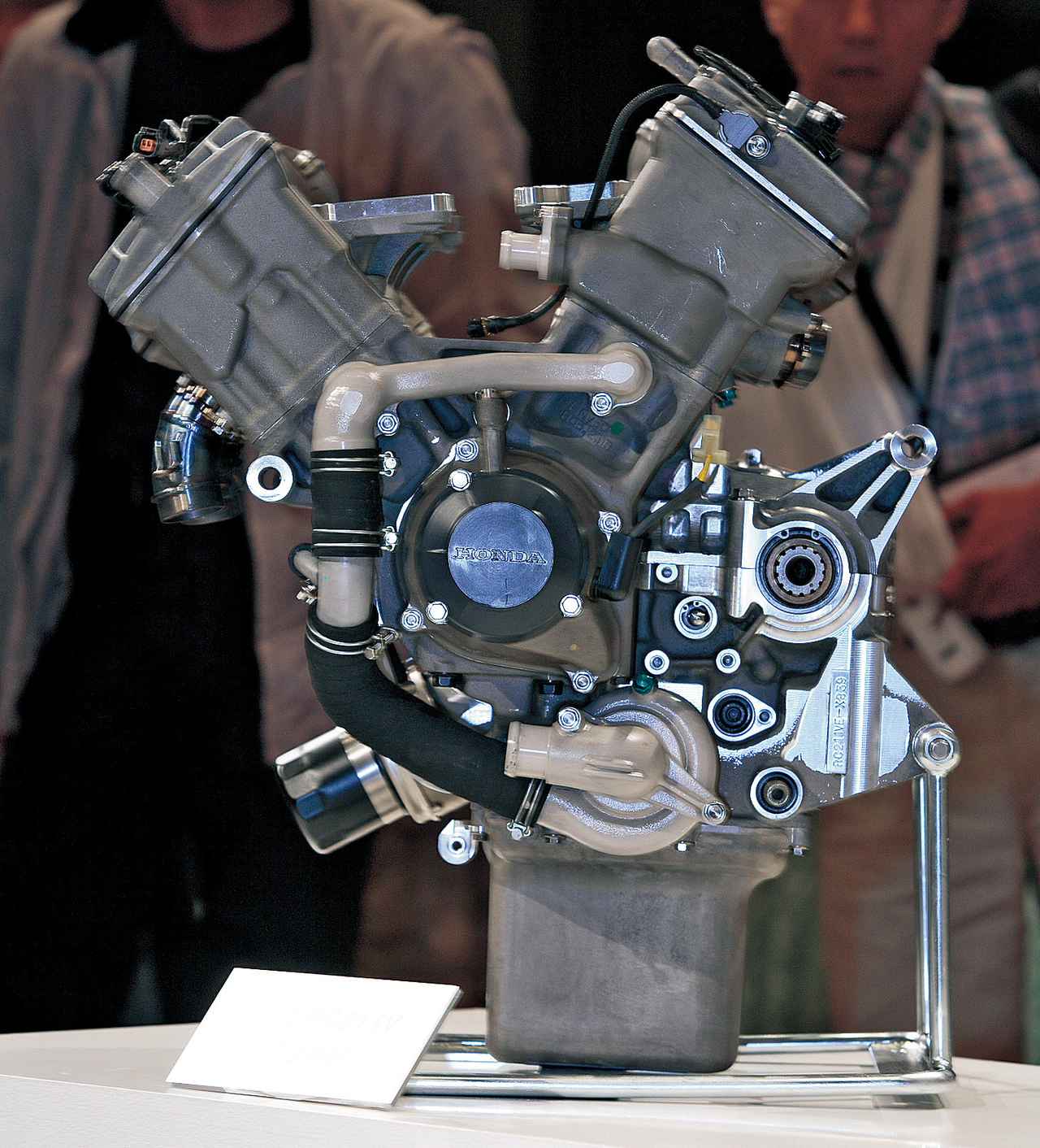 【MotoGP創成期】HONDA RC211V（2006）徹底解剖 「2種類の211Vで8勝を挙げたホンダの2006年」＜後編＞ - webオートバイ