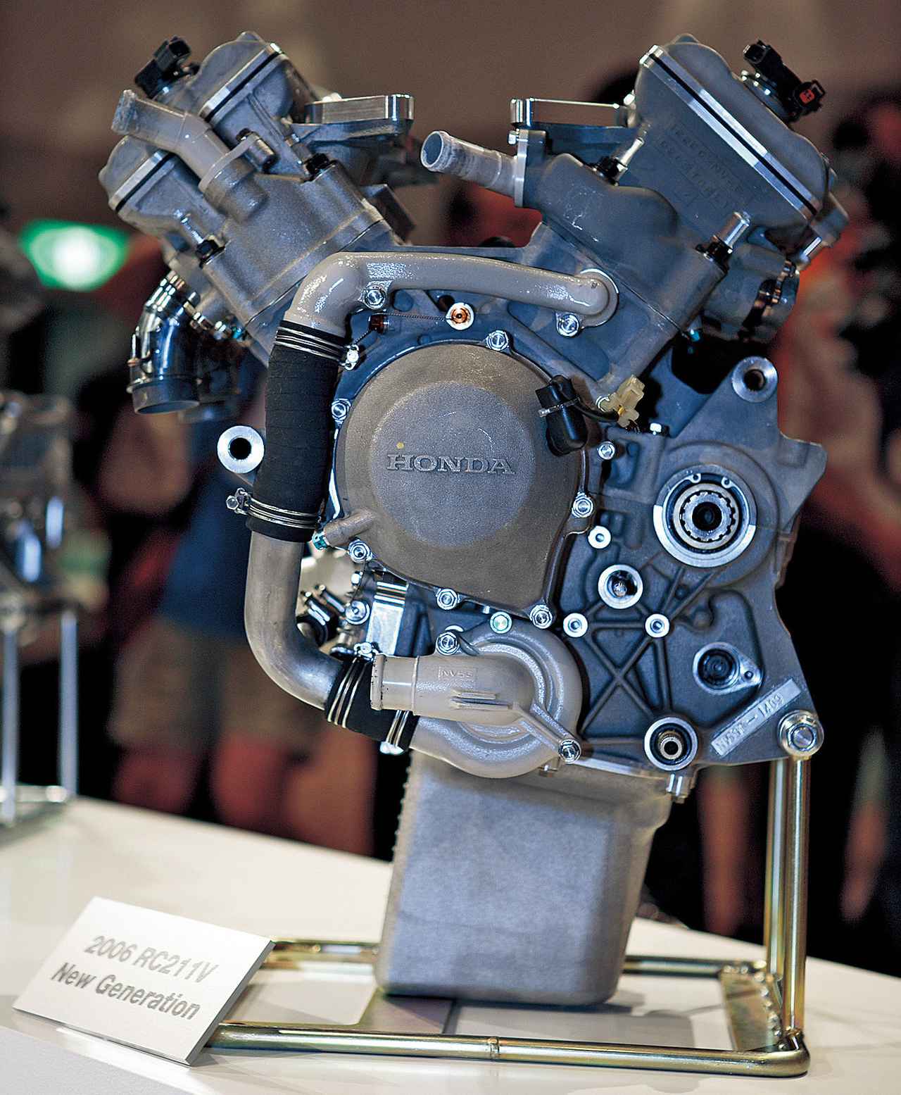 【MotoGP創成期】HONDA RC211V（2006）徹底解剖 「2種類の211Vで8勝を挙げたホンダの2006年」＜後編＞ - webオートバイ