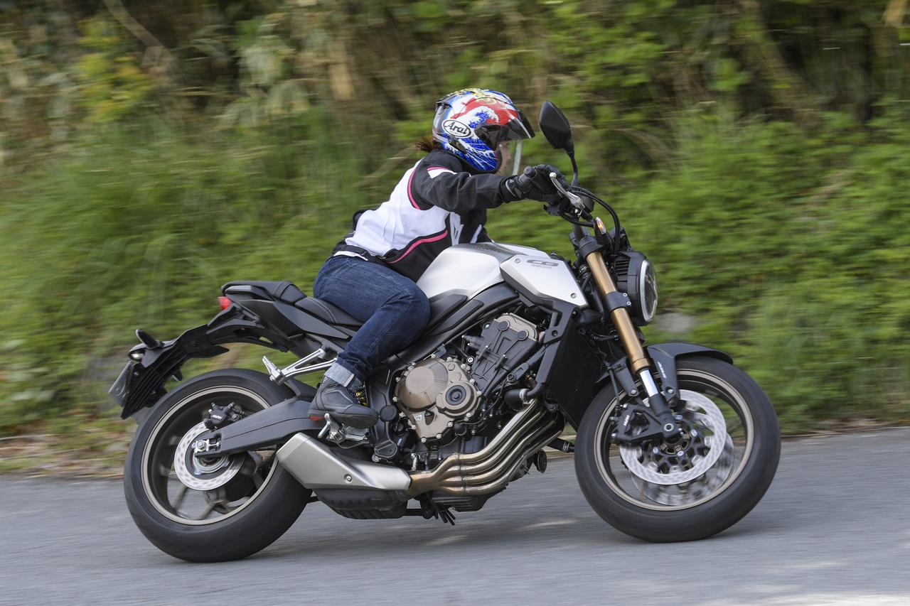 平嶋夏海 × ホンダ「CB650R」【オートバイ女子部のフォトアルバム】 - webオートバイ