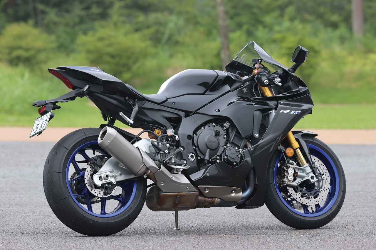 ヤマハ「YZF-R1」「YZF-R1M」【試乗インプレ・車両解説】（2020年）大幅進化した新型は初の国内仕様！ (1/2) - webオートバイ