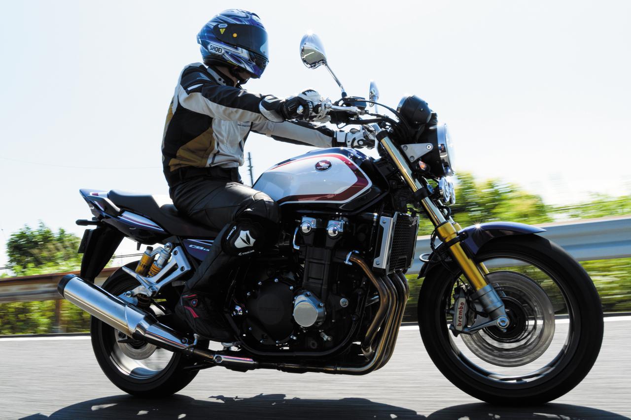 【比較インプレ】ホンダCB1300SF・CB1300SB SP（2021年）｜伊藤真一のロングラン研究所 (1/3) - webオートバイ