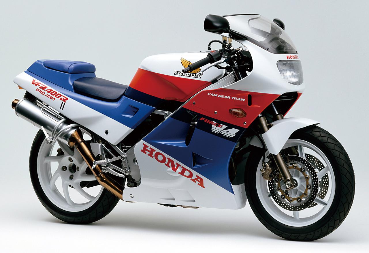 ホンダ「VFR400R」を解説｜1980年代後半、中免ライダーたちの憧れの的となったハイスペック・レプリカマシン - webオートバイ