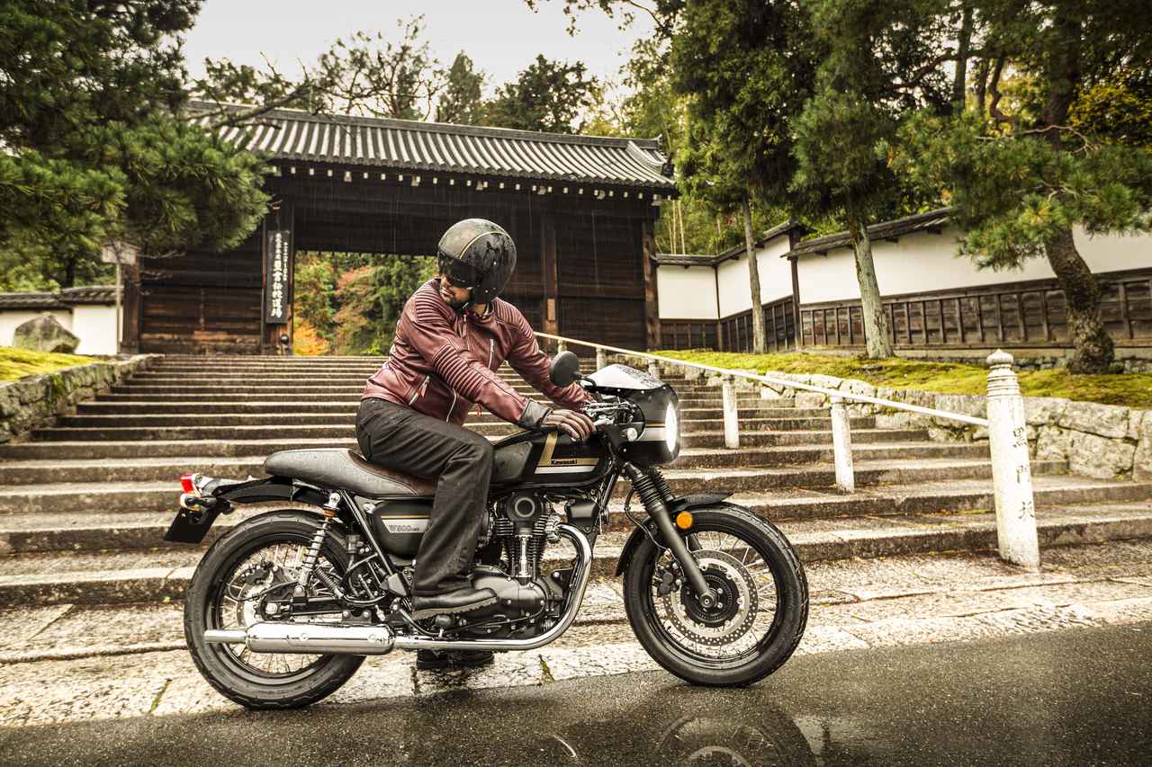 カワサキ「W800」「W800ストリート」「W800カフェ」の2022年モデルが登場！ 排出ガス規制対応＆新カラーを採用 - webオートバイ