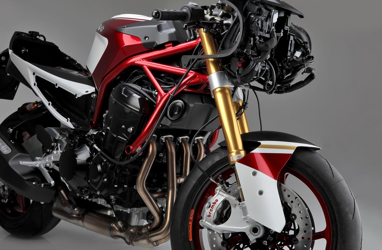 ビモータ「KB4」を解説｜日本での発売が決定！ 価格は437万8000円、カワサキ製のエンジンや電子制御装備を搭載【2022速報】 - webオートバイ