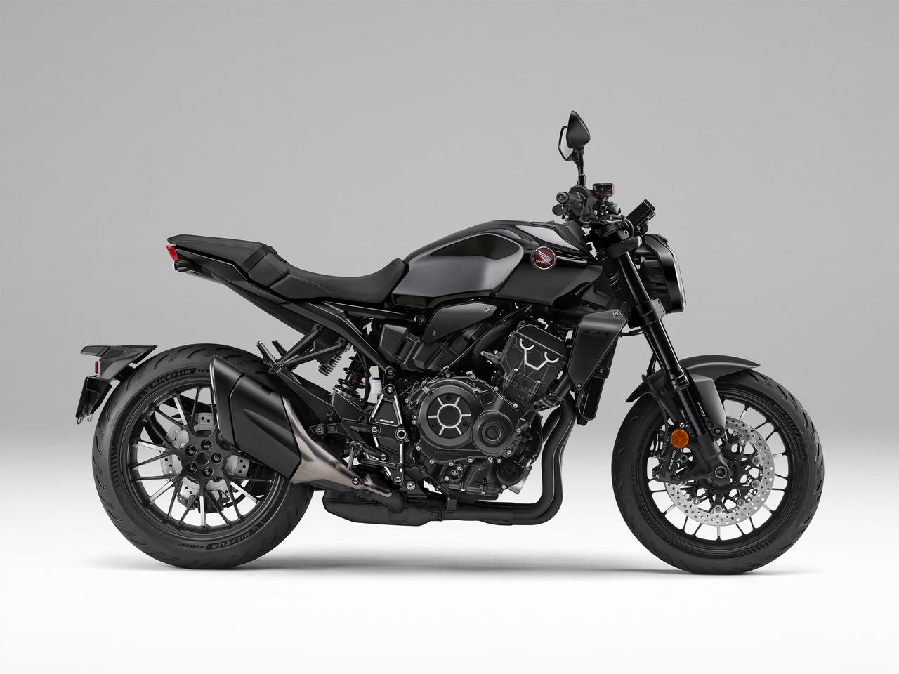 ホンダ「CB1000R ブラックエディション」発売！ 細部までこだわったブラックアウトの特別仕様車、シングルシートカウルも付属 - webオートバイ