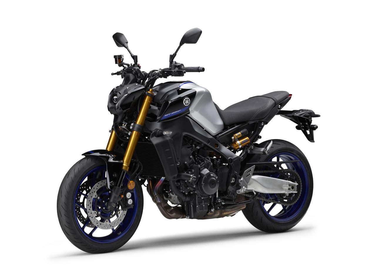 ヤマハ「MT-09」2022年モデル発売！ 上級仕様車「MT-09 SP」とともにカラー＆グラフィックを一新 - webオートバイ