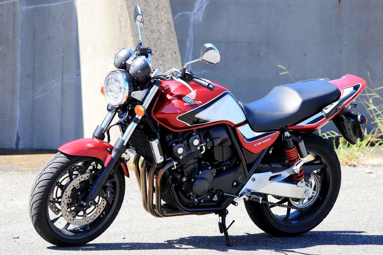ホンダ「CB400SF」通勤インプレ｜10日間の街乗りで分かった燃費・使い勝手をレビュー（2022年） (1/2) - webオートバイ
