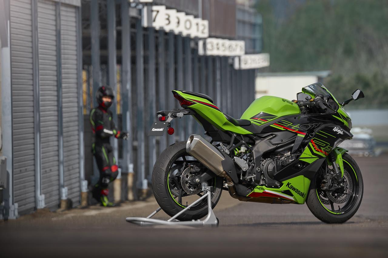 3グレードのどれがお買い得!? 注目のZX-4R/RRをじっくり解説！ PART2. 装備編 (1/2) - webオートバイ