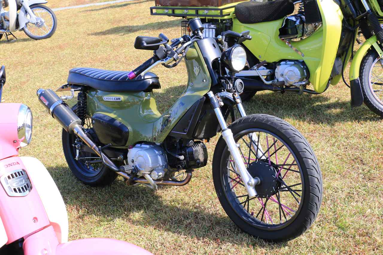 発売から13年、進化し続けるホンダ「スーパーカブ110」シリーズのカスタムに大注目 - webオートバイ