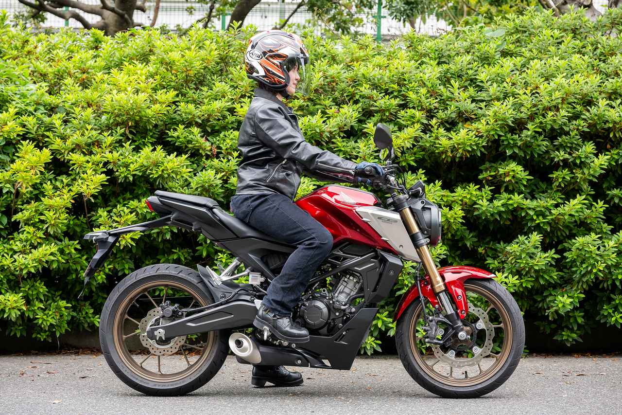 人気のフルサイズスポーツモデル・ホンダ「CB125R」を抽選で当てよう！【JAPAN BIKE OF THE YEAR 2023 モニター車両紹介 A賞】 (2/2) - webオートバイ