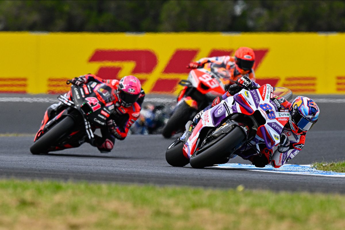 【2023 MotoGP 第16戦オーストラリアGP】ザルコが悲願のMotoGPクラス初優勝！マルティンはタイヤ選択を誤りバニャイアとの差は ...