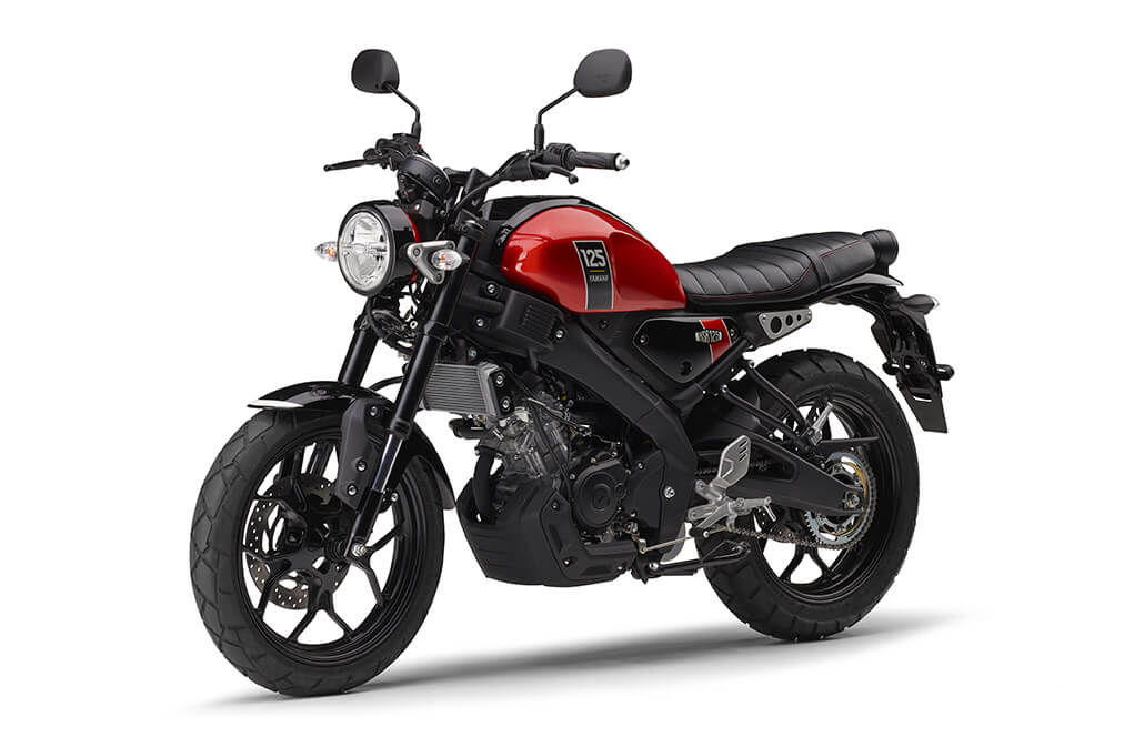 ヤマハ「XSR125 ABS」登場！ 価格・発売日・カラーバリエーション情報｜ネオレトロスタイルの新たな原付二種 - webオートバイ