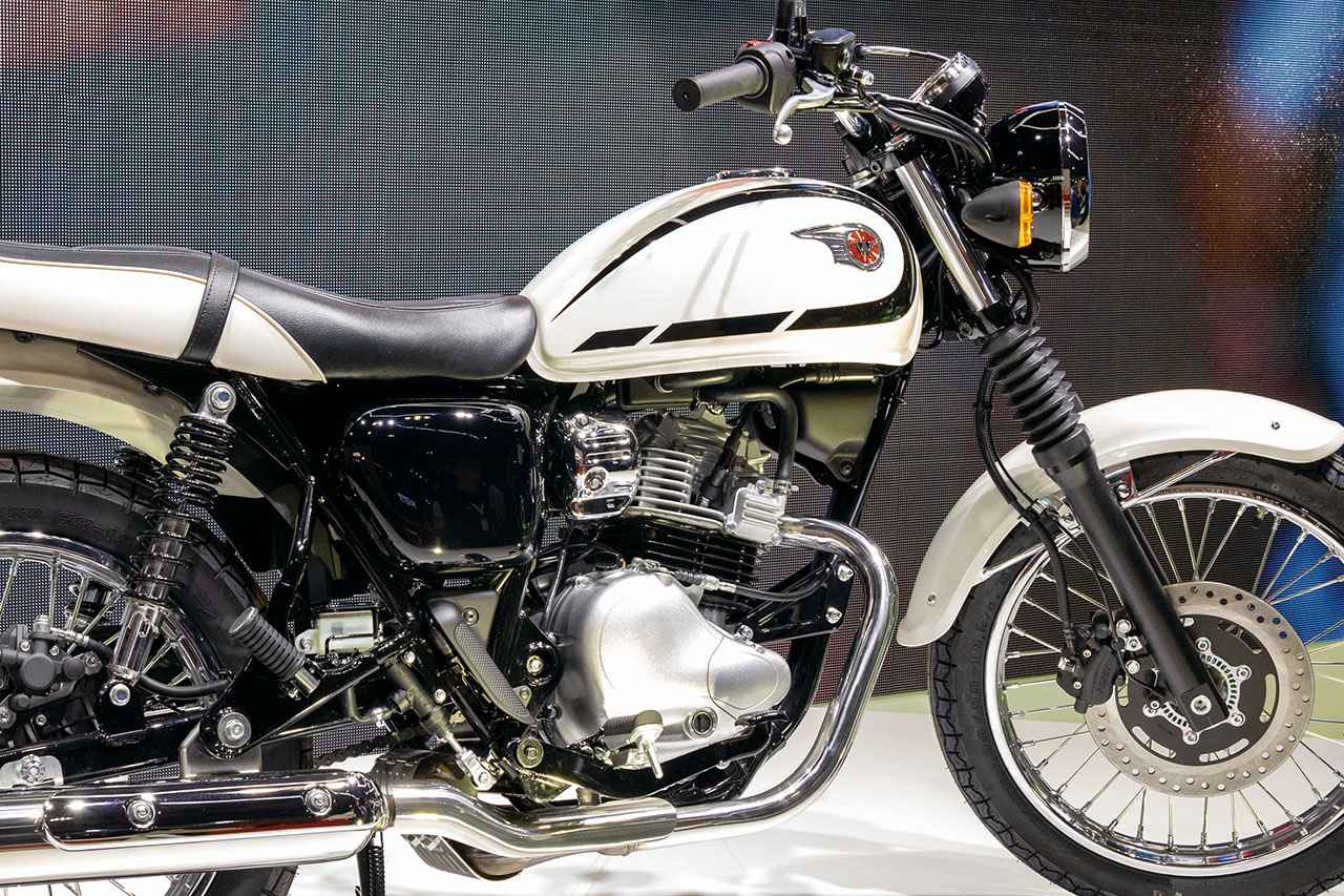 カワサキ「W230」解説｜Wシリーズに待望の軽二輪クラスが誕生！ 空冷単気筒エンジンを搭載 (2/2) - webオートバイ