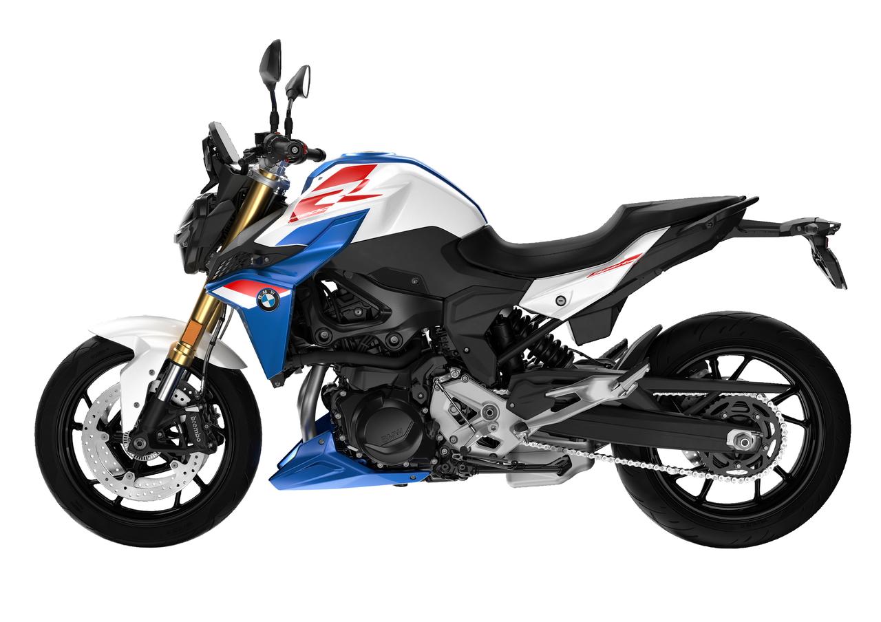 BMW「F900R」2024年モデル発売！ 装備内容と価格を変更、ボディカラーは全3色 - webオートバイ