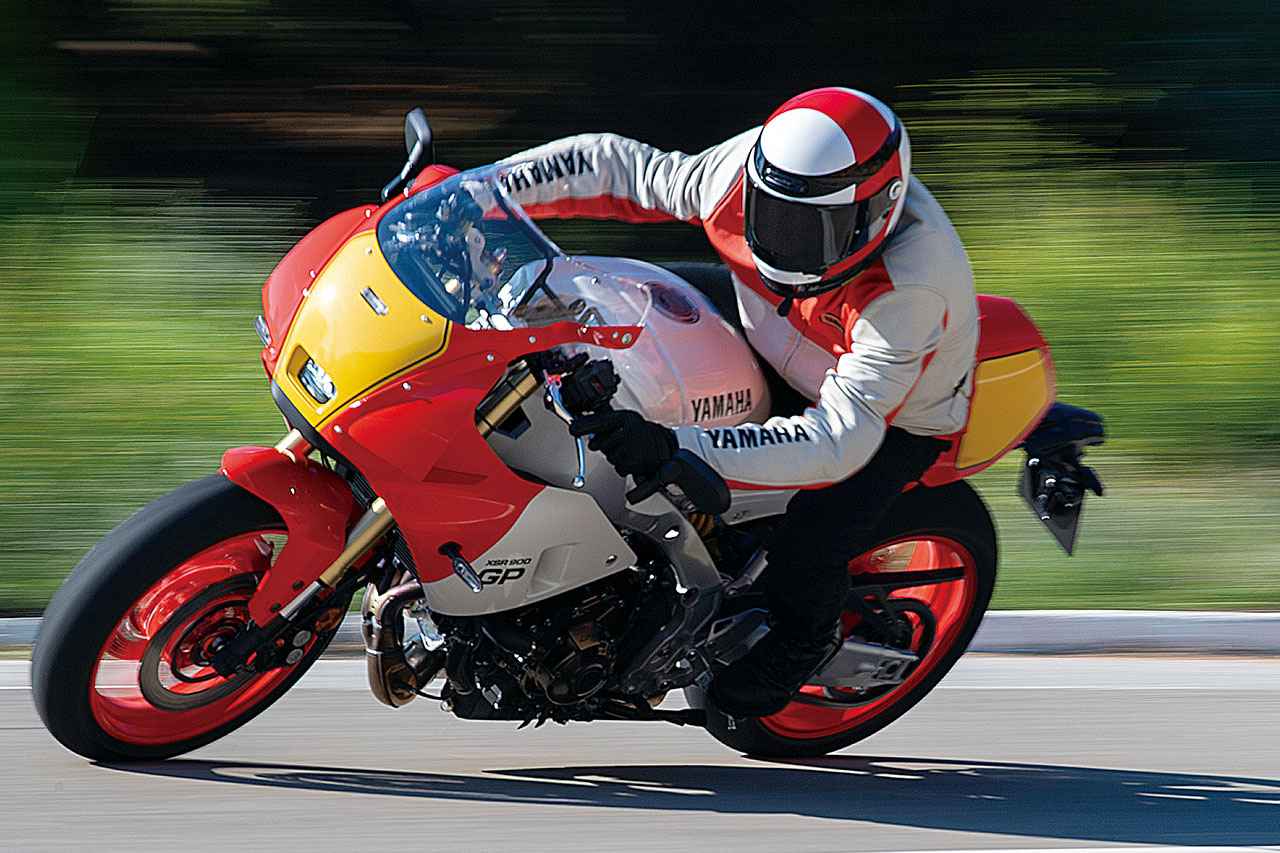 ヤマハ「XSR900GP」の発売時期は2024年夏以降！ 1980年代のGPファクトリーマシンを彷彿させるニューモデル - webオートバイ