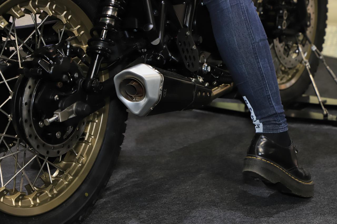 マットモーターサイクルズ「DRK-01 250」撮影レポート｜初の水冷マット！ 足つき性・ライディングポジションもチェック - webオートバイ