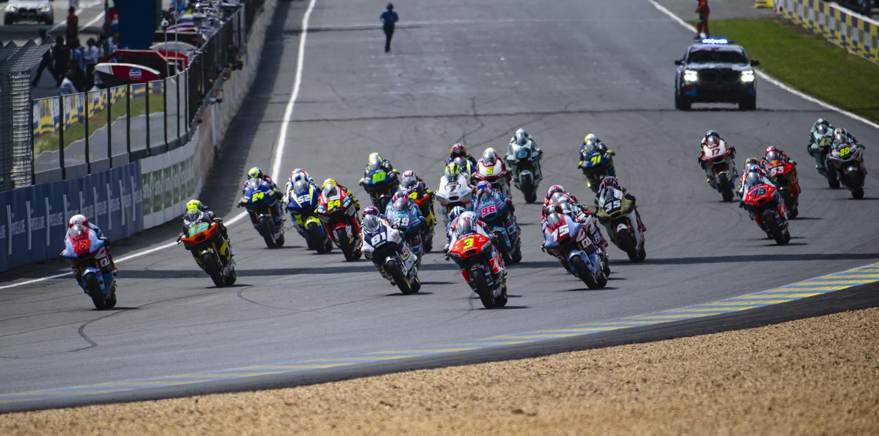 【2024 Moto2 第5戦フランスGP】セルヒオ・ガルシアが今季2勝目！ 僚友小椋藍も続きMT Helmets - MSIがワンツーフィニッシュ - webオートバイ