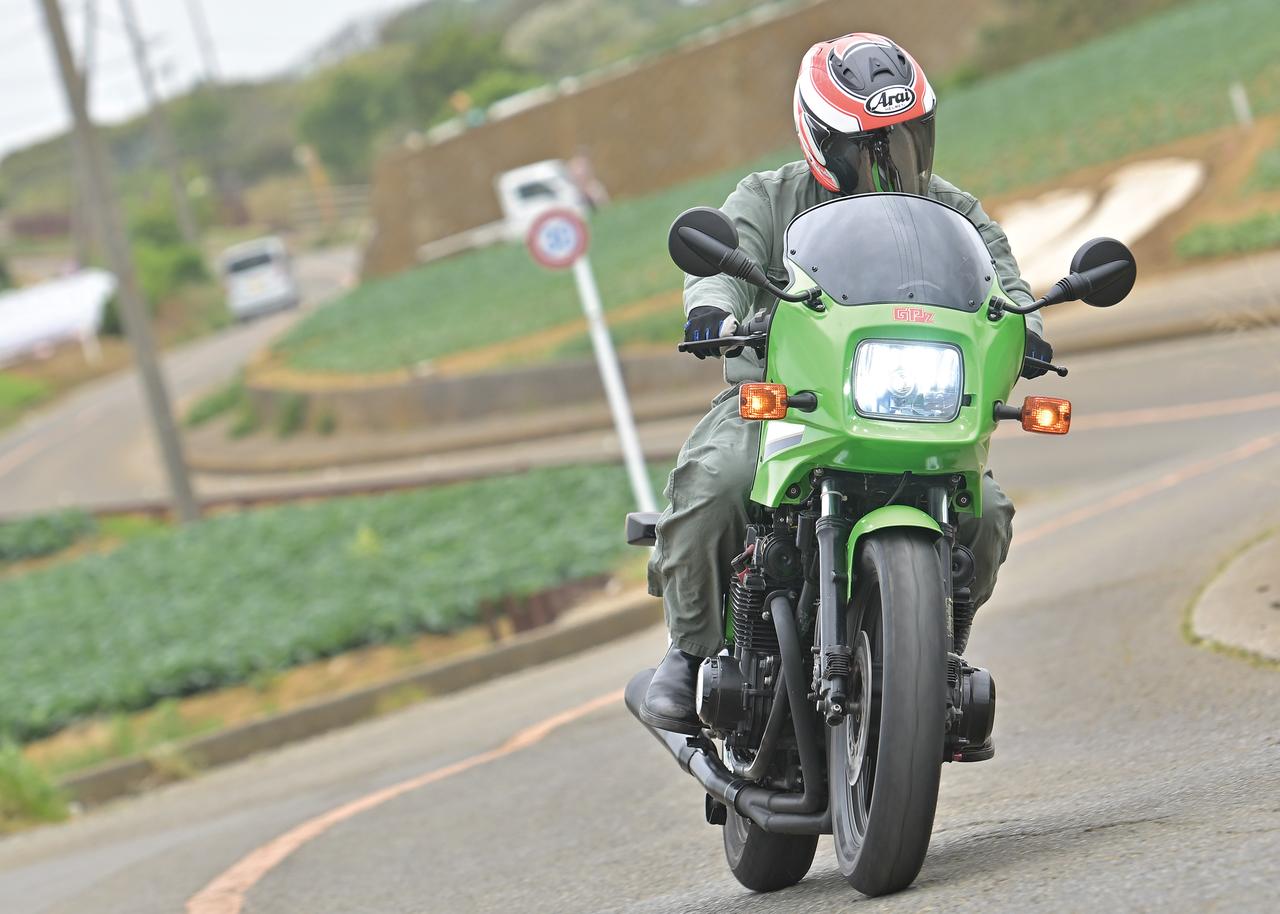 カワサキ「GPz750F」＆スズキ「GSX750S」の思い出を振り返る〈ハチ黒の愉快爽快キャブ車三昧〉 - webオートバイ