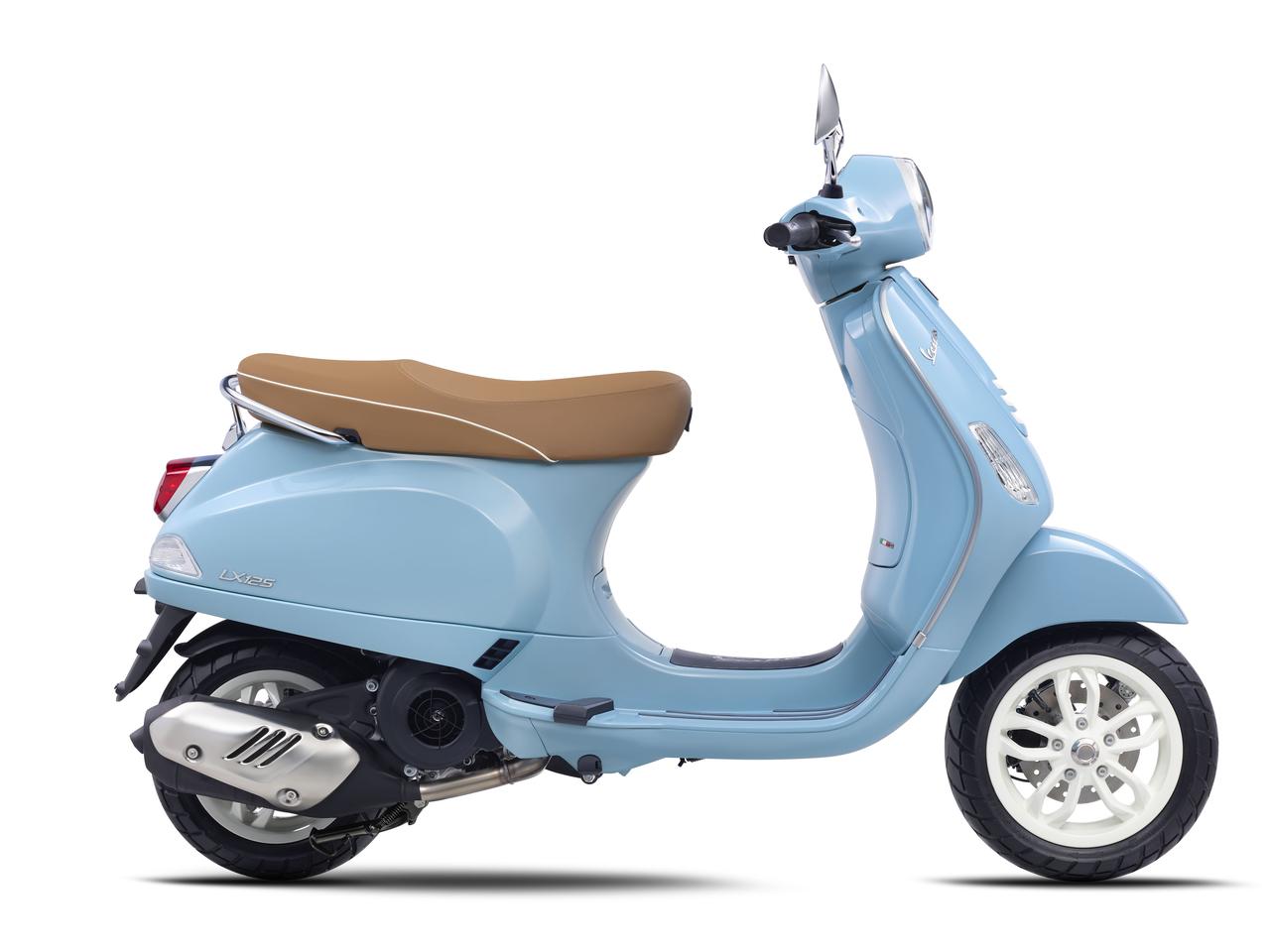 ベスパ「LX125 ABS」2024年モデル発売！ 新色のカプリブルーとクリオーゾイエローが登場 - webオートバイ