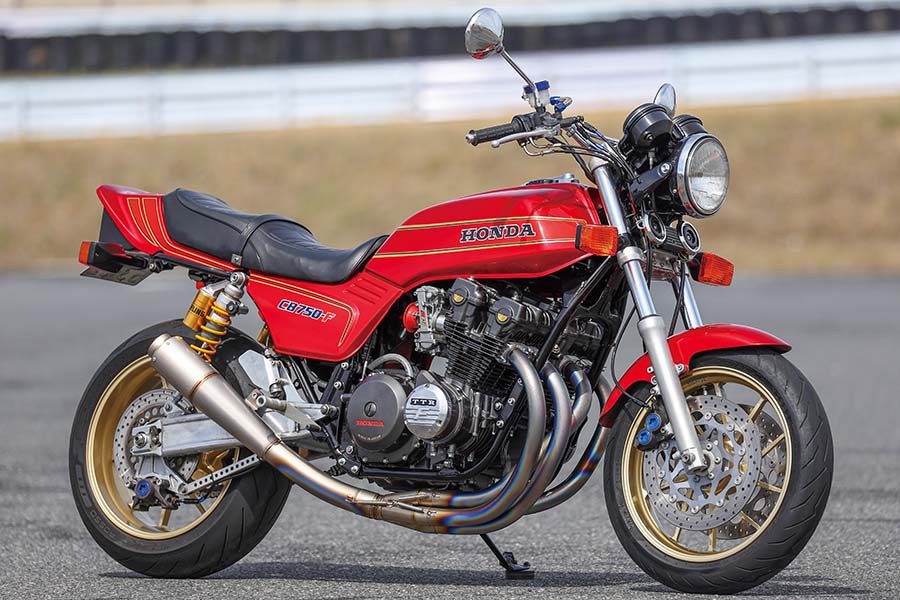 T.T.Rモータース CB750F（ホンダ CB750F）スペシャルエンジンをオーナー用意の車体にドッキング【Heritage&Legends】 - webオートバイ