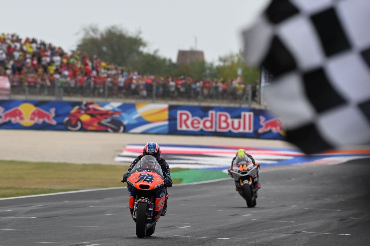 【2024 Moto2 第13戦サンマリノGP】小椋藍が3勝目を挙げランキングトップに浮上！ - webオートバイ