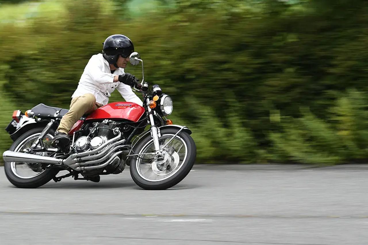 『ミスター・バイクBG』2024年10月号発売！ 付録は特大CB400FOURポスター - webオートバイ