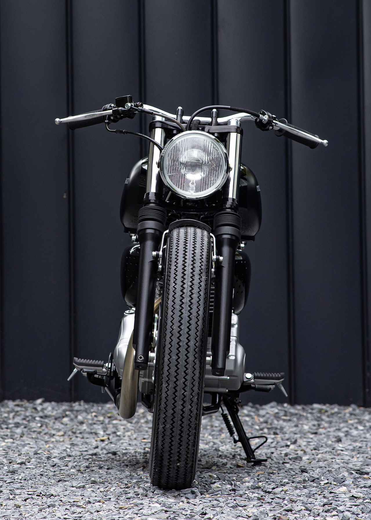 カワサキ「W230」最新カスタムをお届け!! タイを代表するカスタムショップ K-SPEEDが製作したボバースタイル - webオートバイ