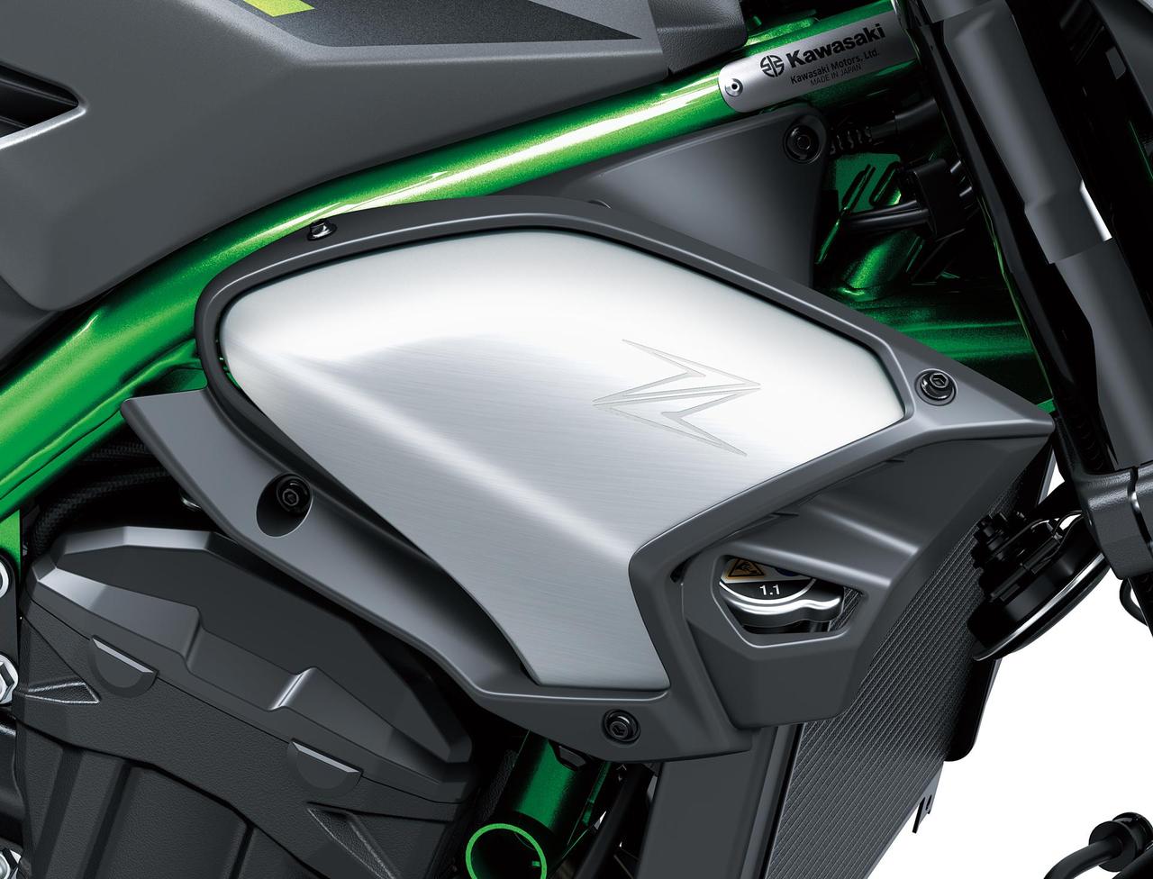 カワサキ新型「Z900」「Z900SE」発表！ 2025年モデルは電子制御装備もスタイリングもアップデート