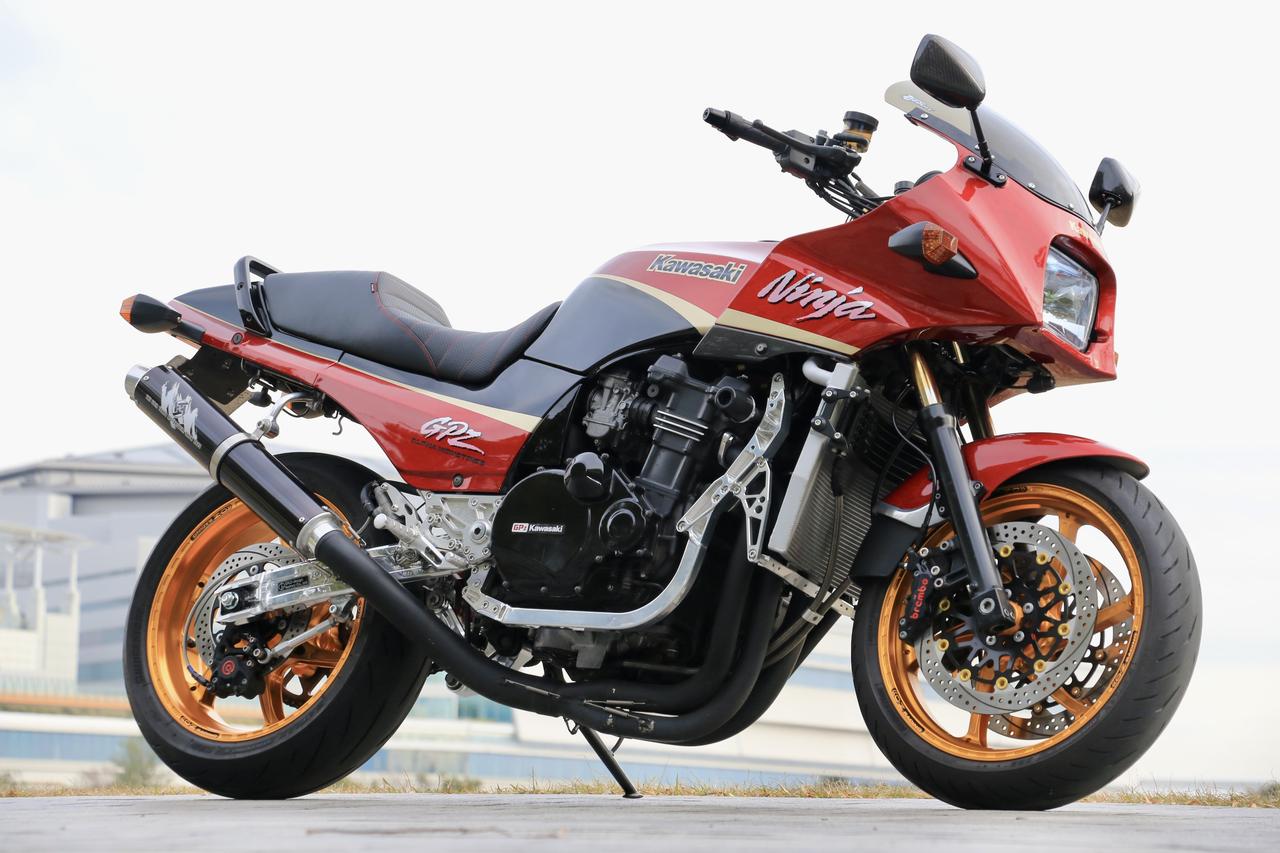 ギルドデザイン製スイングアームで「ALPHA INDUSTRIES JAPAN」のカワサキGPZ900Rをさらにパワーアップ!! - webオートバイ