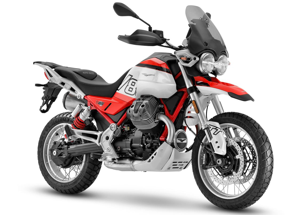 モト・グッツィ新型「V85TT」発売！ 新エンジンを搭載、ボディカラーは新色“ロッソ フジ”を採用 - webオートバイ