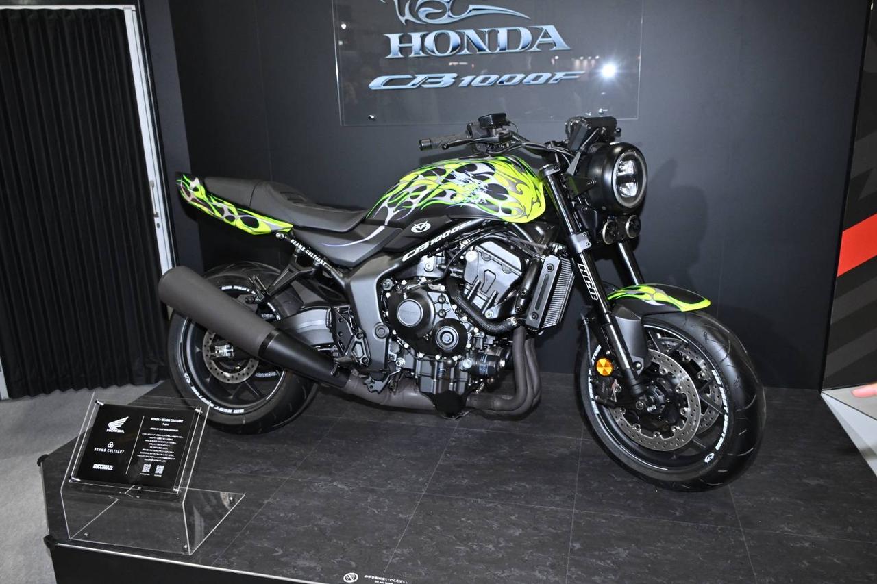 大阪モーターサイクルショー2025で電撃発表!! CB1000Fコンセプトってどんなバイク!? カスタムバージョンも速攻解説！ - webオートバイ