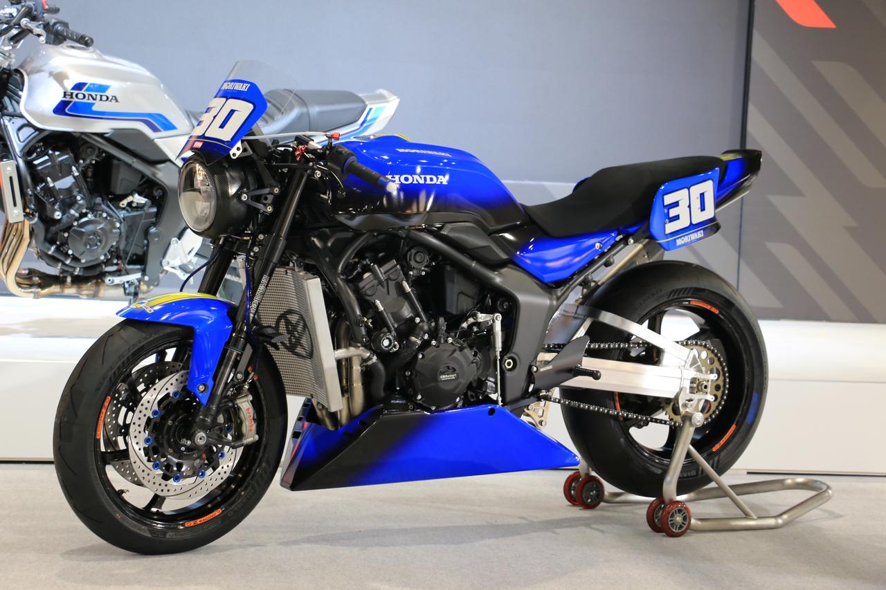 大阪モーターサイクルショー2025で電撃発表!! CB1000Fコンセプトってどんなバイク!? カスタムバージョンも速攻解説！ - webオートバイ