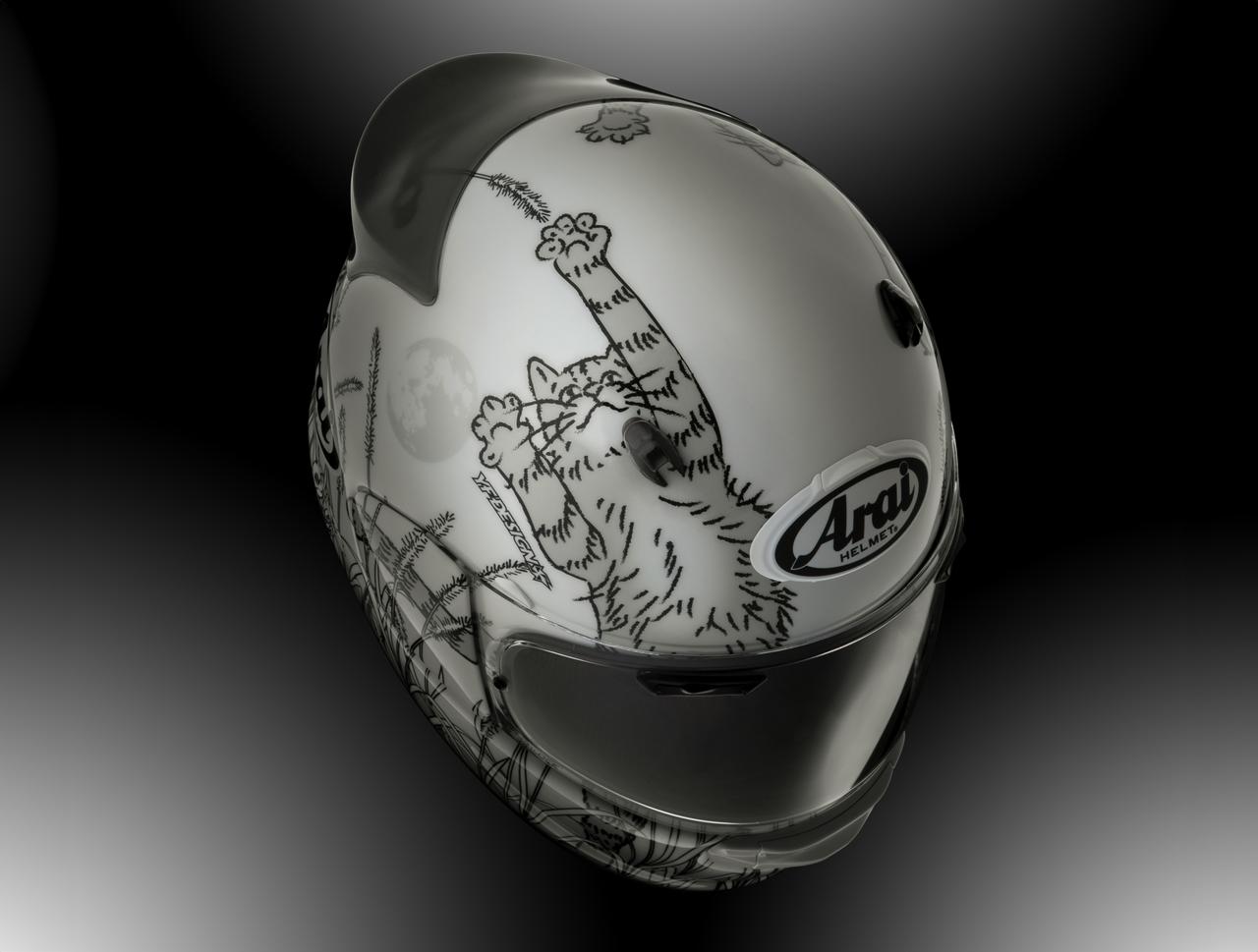 【個性派ヘルメット】アライヘルメット「ASTRO-GX NEKO」登場！和のテイストでYF DESIGNが猫を大胆に描いた新作！ - webオートバイ