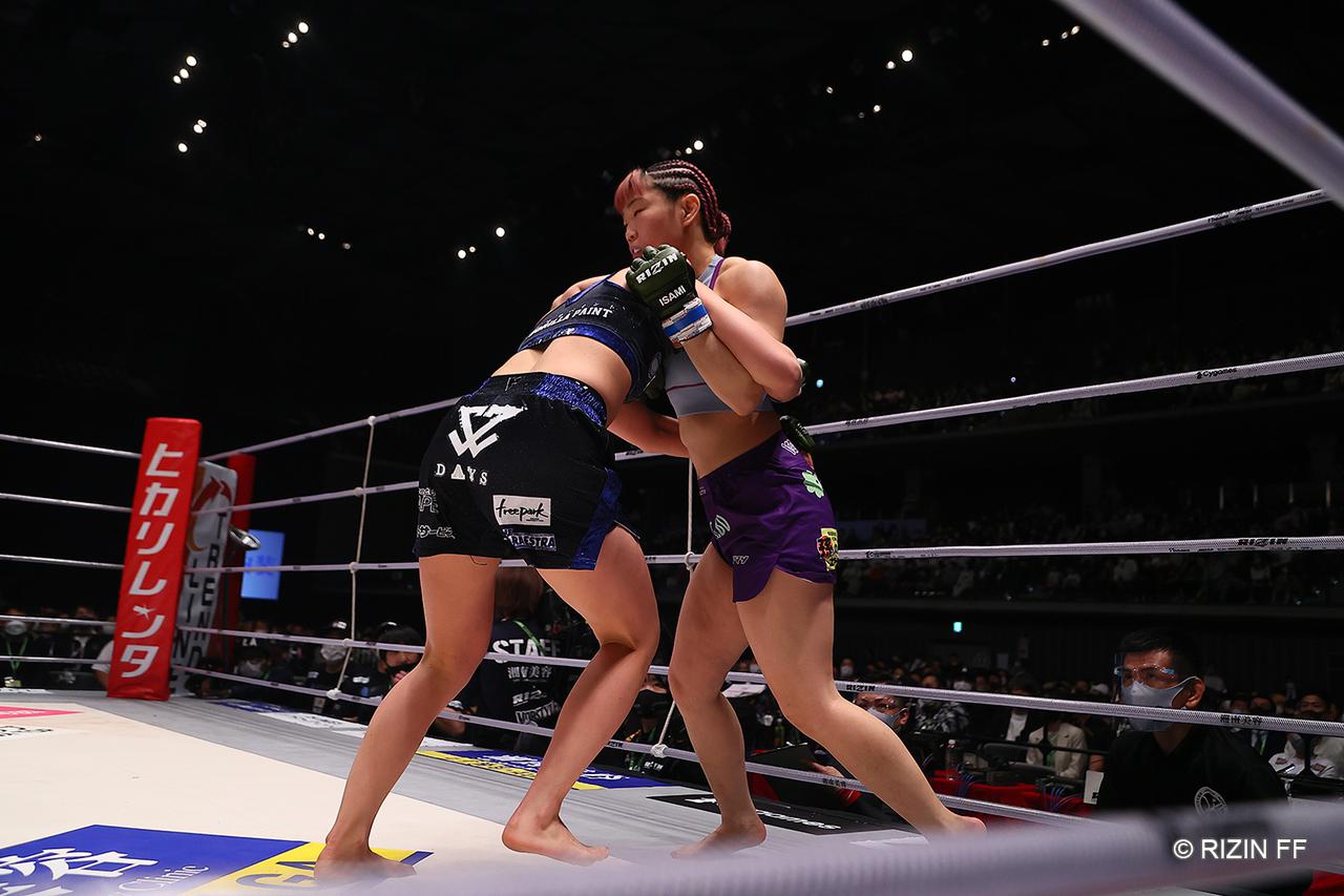 【試合結果】湘南美容クリニック presents RIZIN.35 第6試合／浅倉カンナ vs. SARAMI - RIZIN FIGHTING FEDERATION オフィシャルサイト