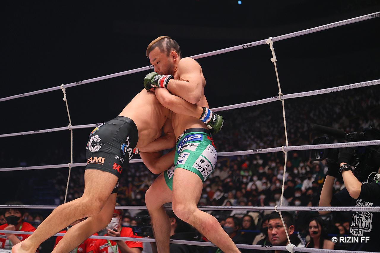 【試合結果】湘南美容クリニック presents RIZIN.40 第13試合／扇久保博正 vs. 堀口恭司 - RIZIN FIGHTING FEDERATION オフィシャルサイト