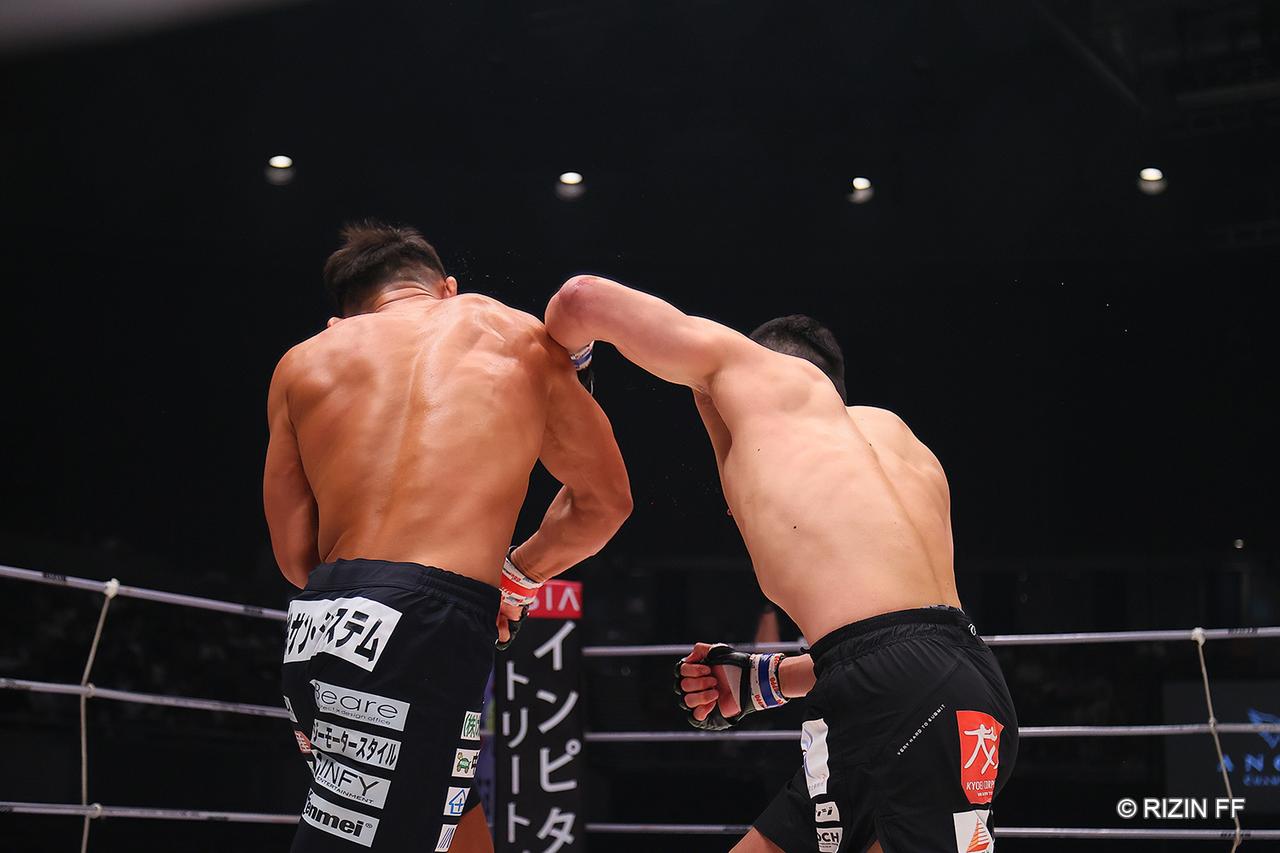 【試合結果】RIZIN.41 第8試合／ストラッサー起一 vs. 中村K太郎 - RIZIN FIGHTING FEDERATION オフィシャルサイト