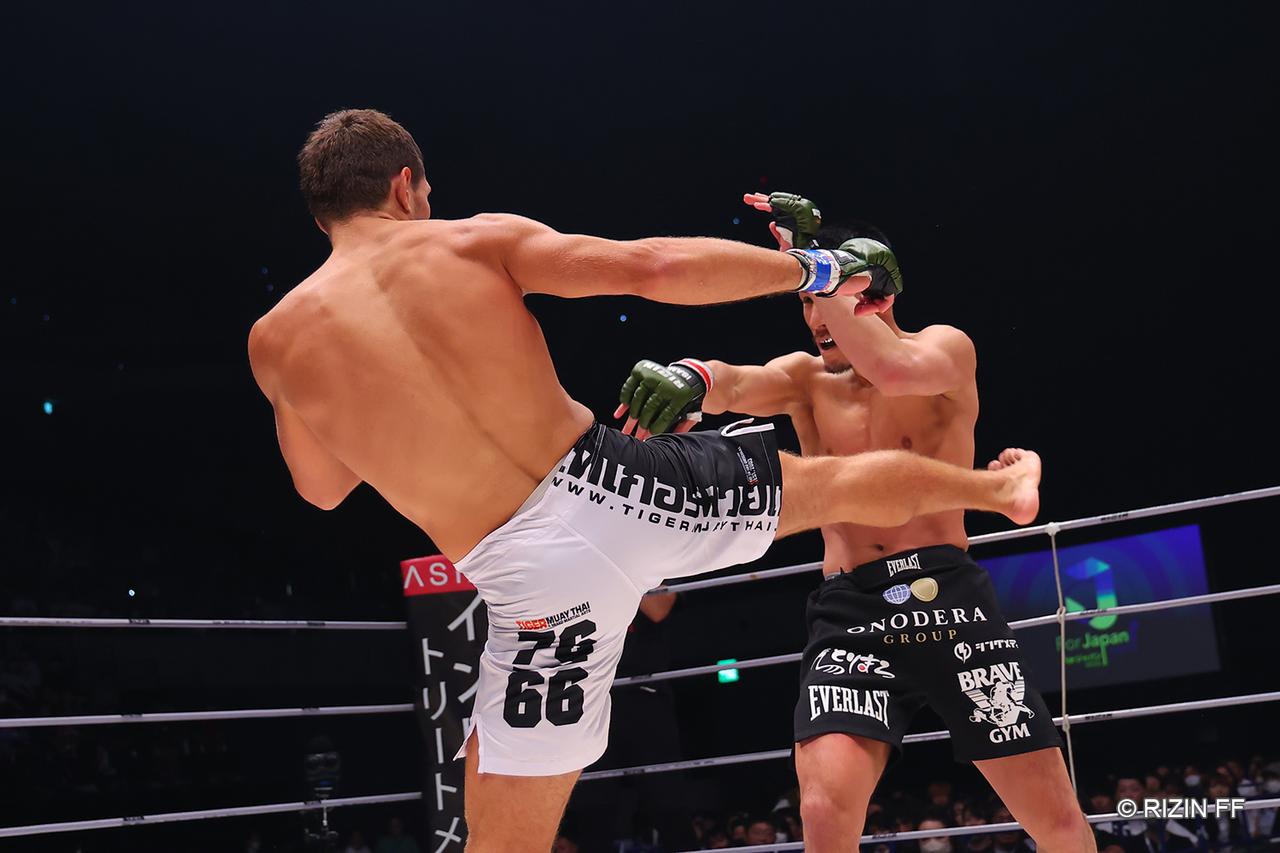 【試合結果】RIZIN.42 第5試合／岸本篤史 vs. ビクター・コレスニック - RIZIN FIGHTING FEDERATION ...