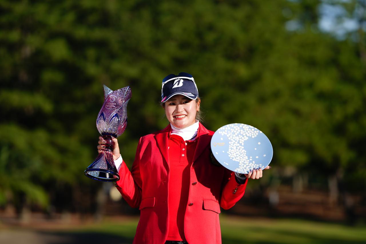 桑木志帆が完全優勝で国内メジャー初V！ 「JLPGAツアーチャンピオンシップリコーカップ」最終日をコーチの中村修がレポート - みんなのゴルフダイジェスト