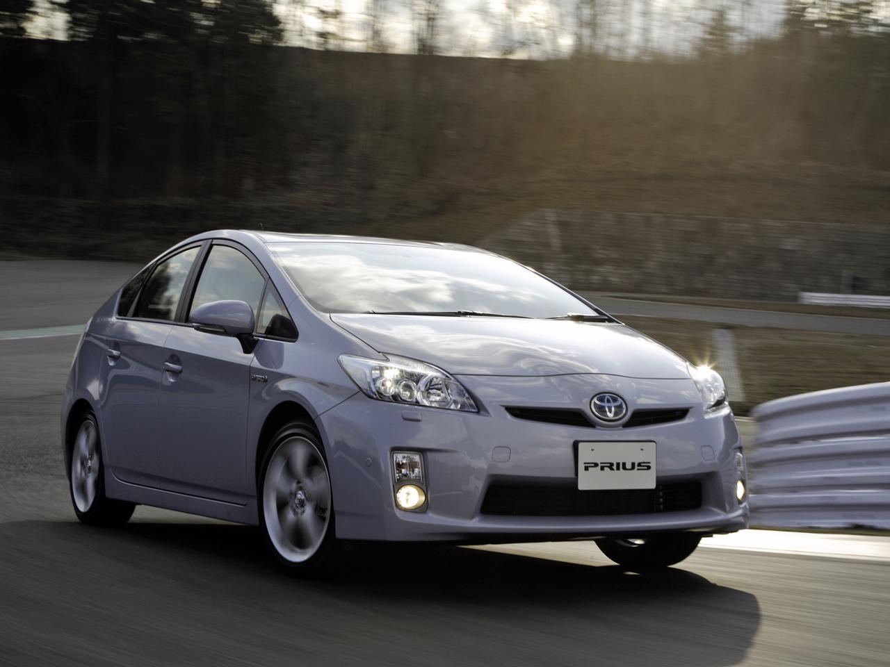 【10年ひと昔の国産車 15】トヨタ プリウスのno 1ハイブリッドの座は揺るぎなしのようだった 1 2 Webモーターマガジン