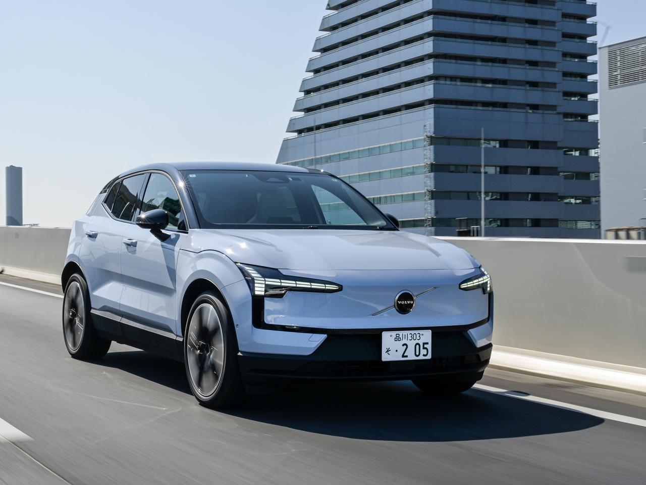 ボルボの最小BEVに、さらにタフなモデル「EX30 クロスカントリー」を設定 (1/2) - Webモーターマガジン